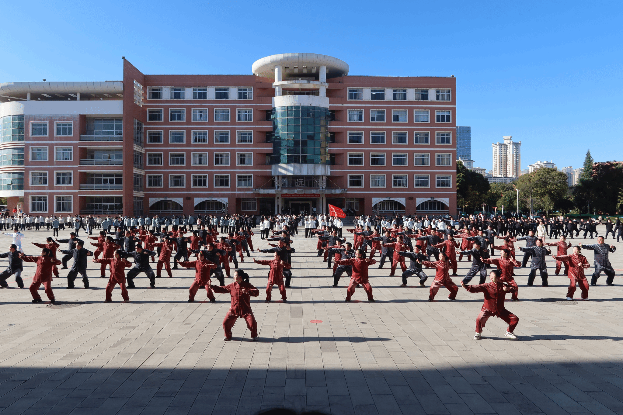 中华职业学院在学校第四十一届运动会上再创佳绩-中华职业学院